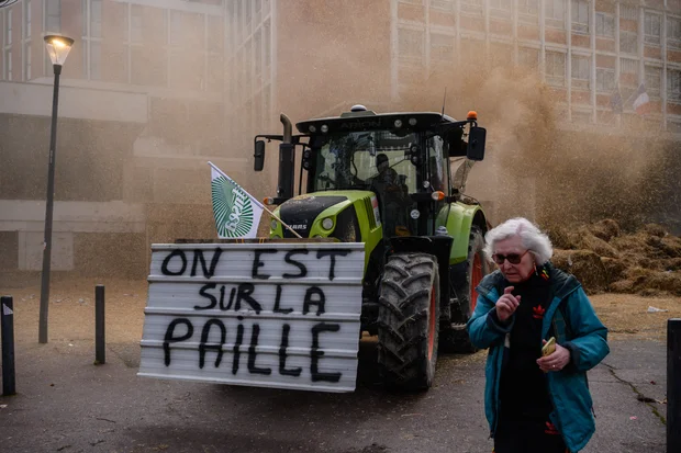 Farmer Anger Spreads in Protests from Southern France to Brussels
